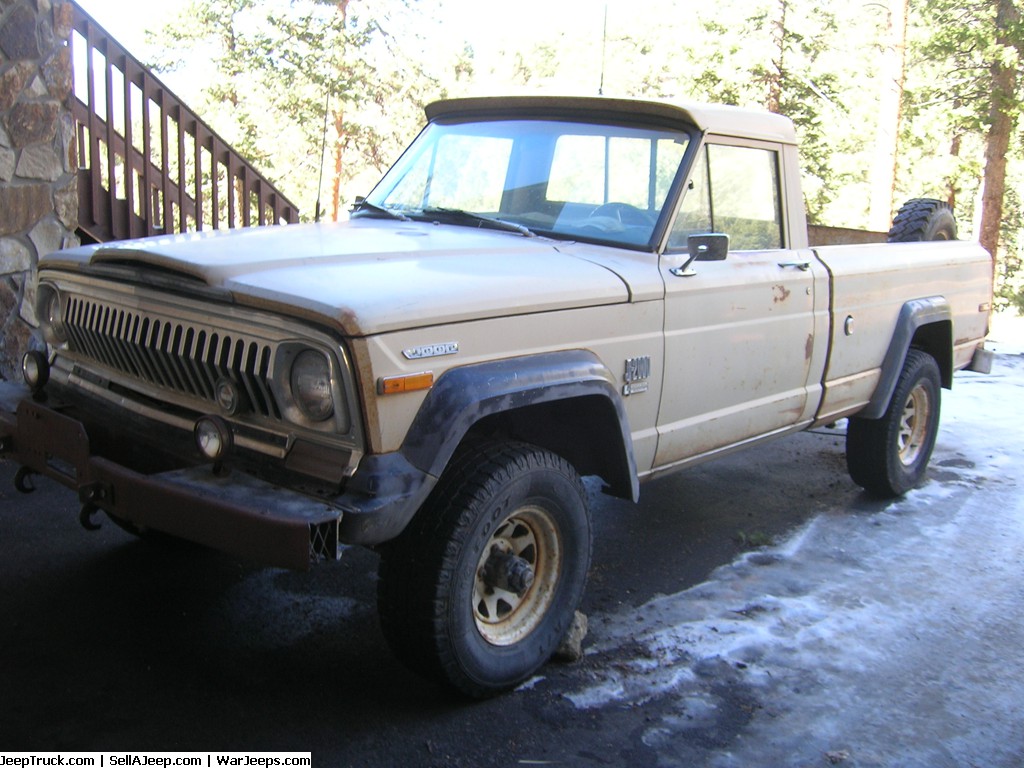 1973 Jeep J2000 Townside Pickup 3