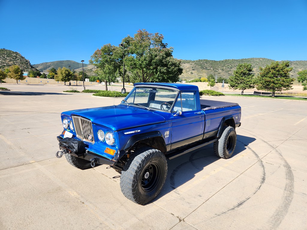 1969 Jeep Gladiator J3000 Retro Mod 1