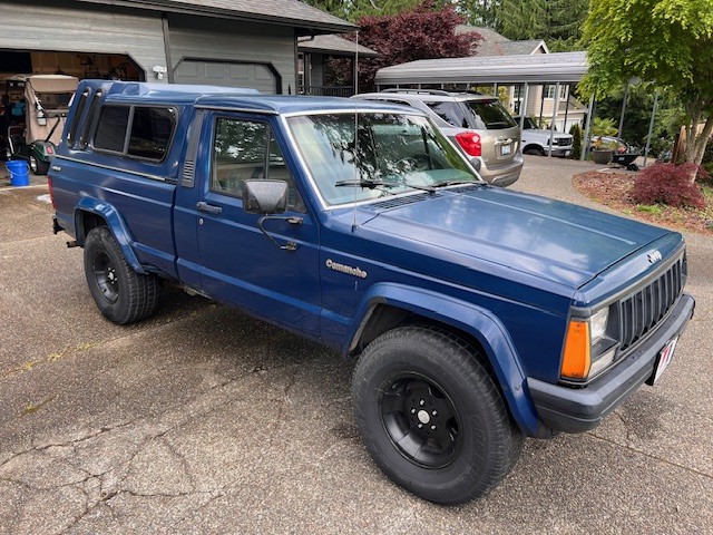 1988 Jeep Comanche 4x4 Short Bed with Topper 4.0L 5spd 5
